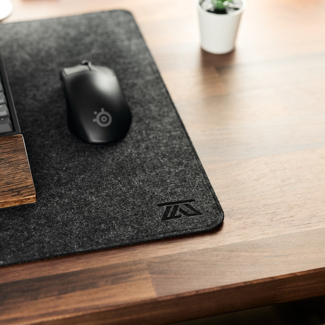 Handmade Stitched Premium Felt Desk Pad: Exquisite Minimalist - Etsy