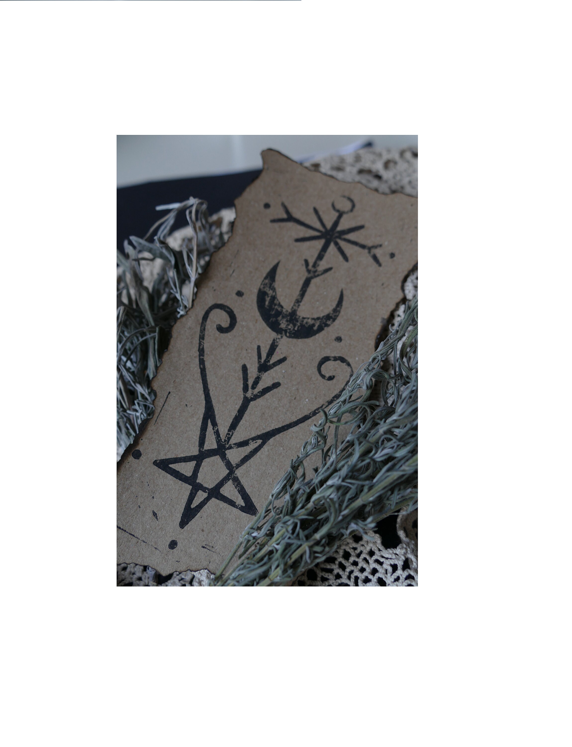 Wall Hangings Home Décor Prints Sigil Sigille Print Linoleum Unique ...