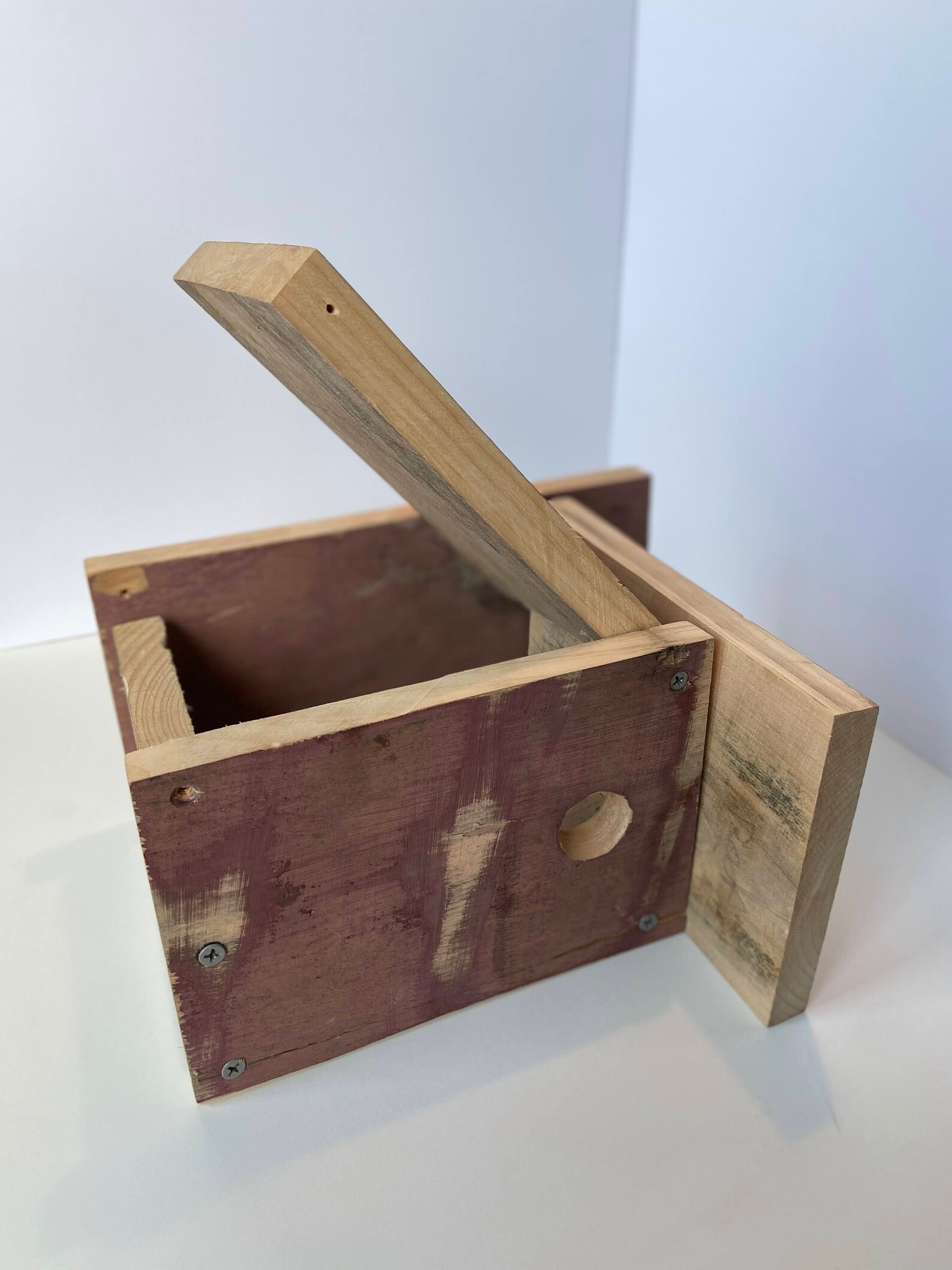 Handmade Recycled Barn Wood Wren Birdhouse - Etsy