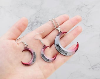 Moon Knight Necklace - Etsy