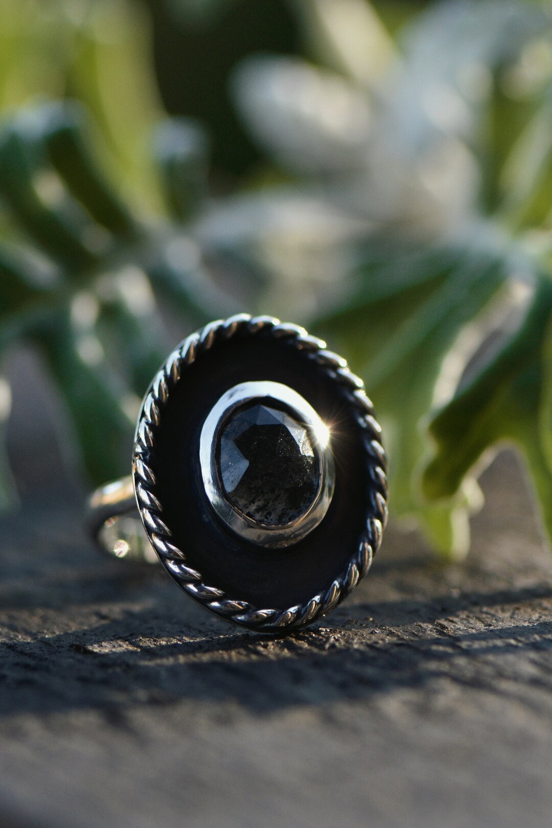 Rose Cut Black Spot Quartz Shadow Ring - Etsy