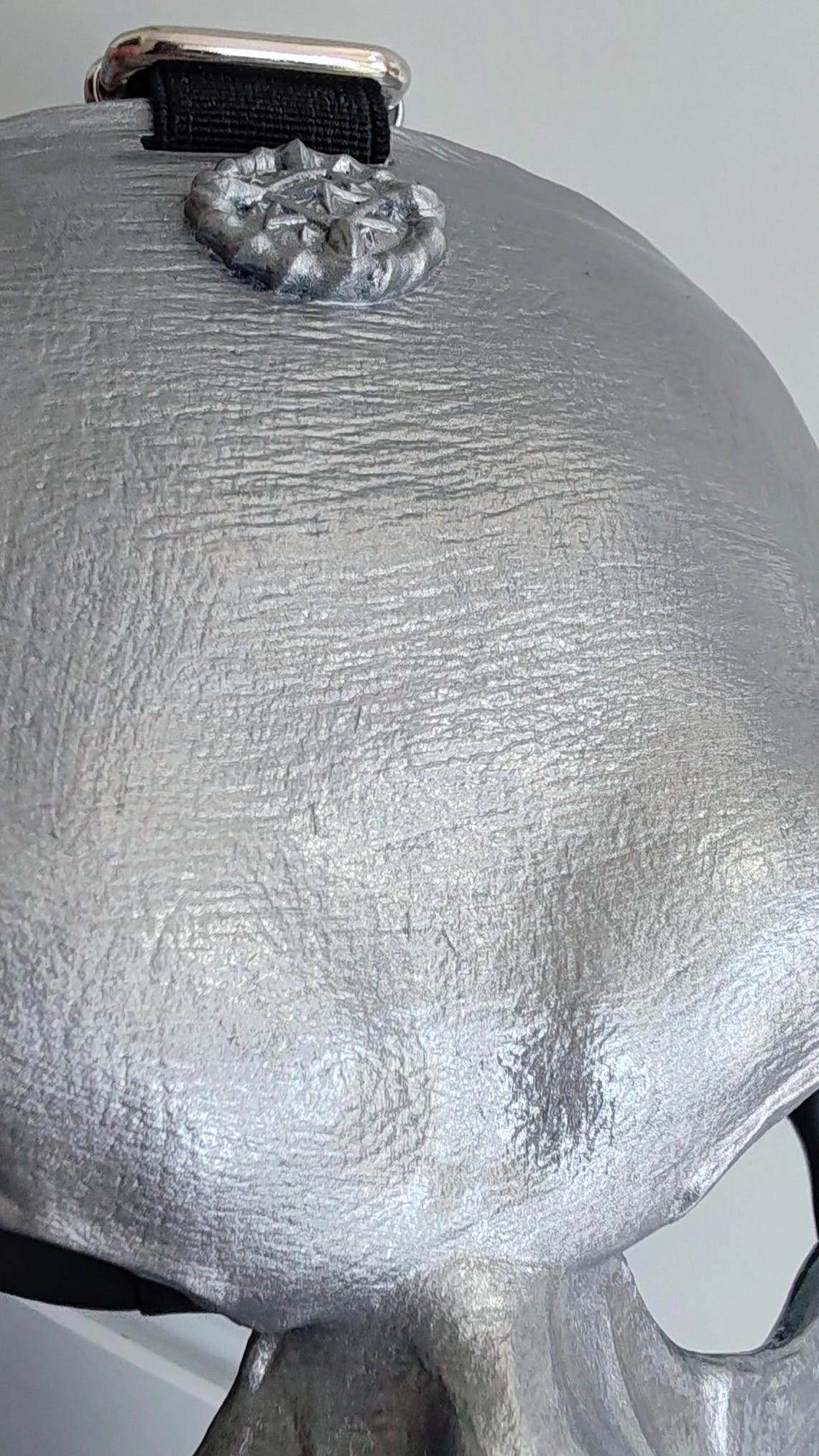 Papa V Perpetua Skull Mask – Handcrafted Resin Mask – Silver Metallic ...