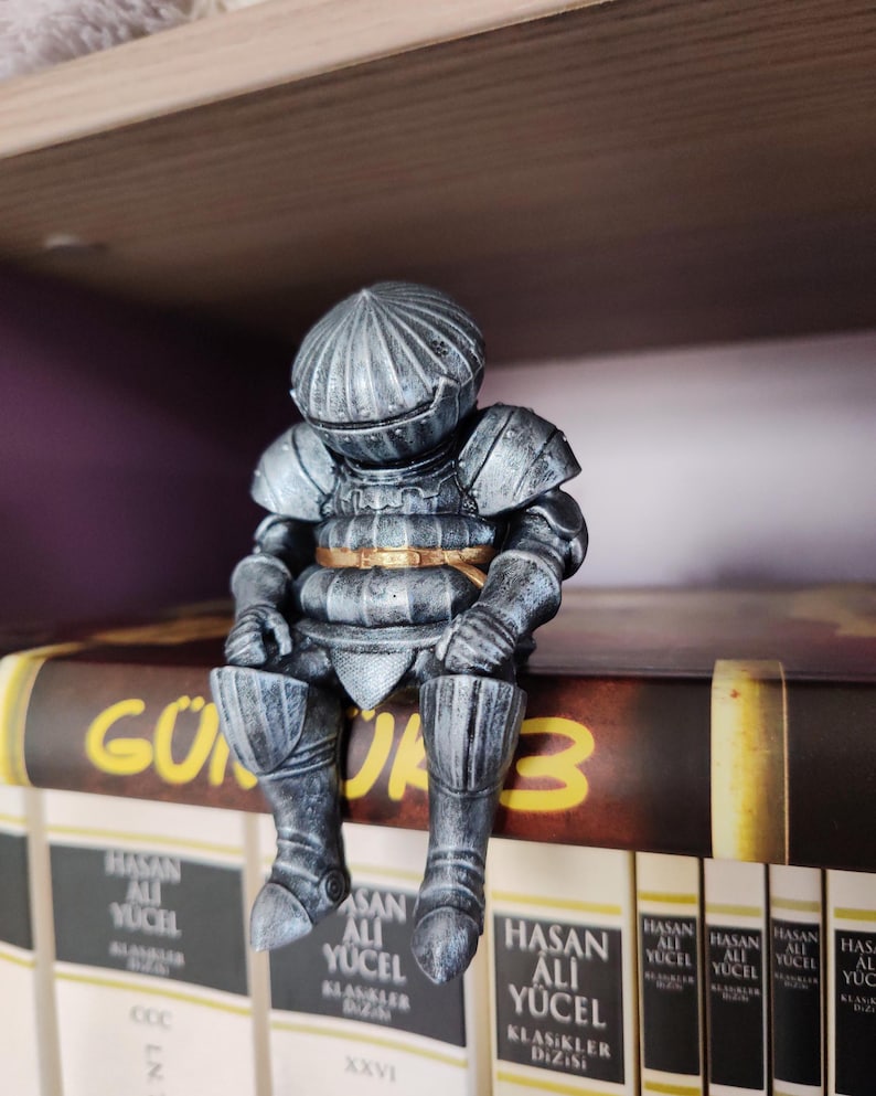 Bulb Knight Figure 4 Inch – Hand Painted Resin Statue – Soulslike ...