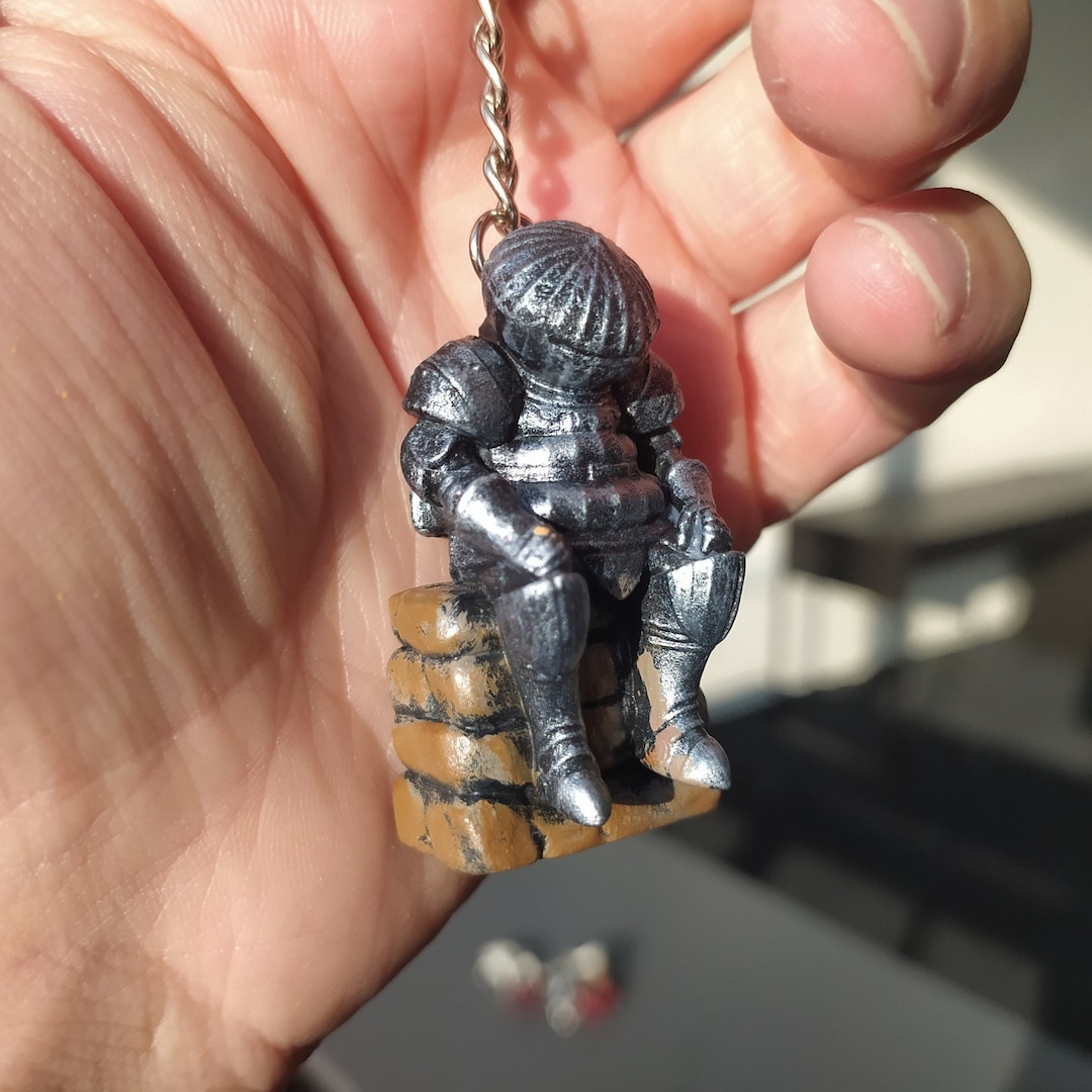 Dark Souls , Siegmeyer of Catarnia Keychain | 3D Printed Onion Knight ...