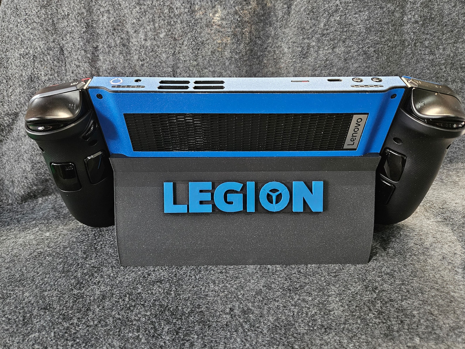 Lenovo Legion Go, Thunderbolt / USB 4 Dock With Magnetic Docking ...