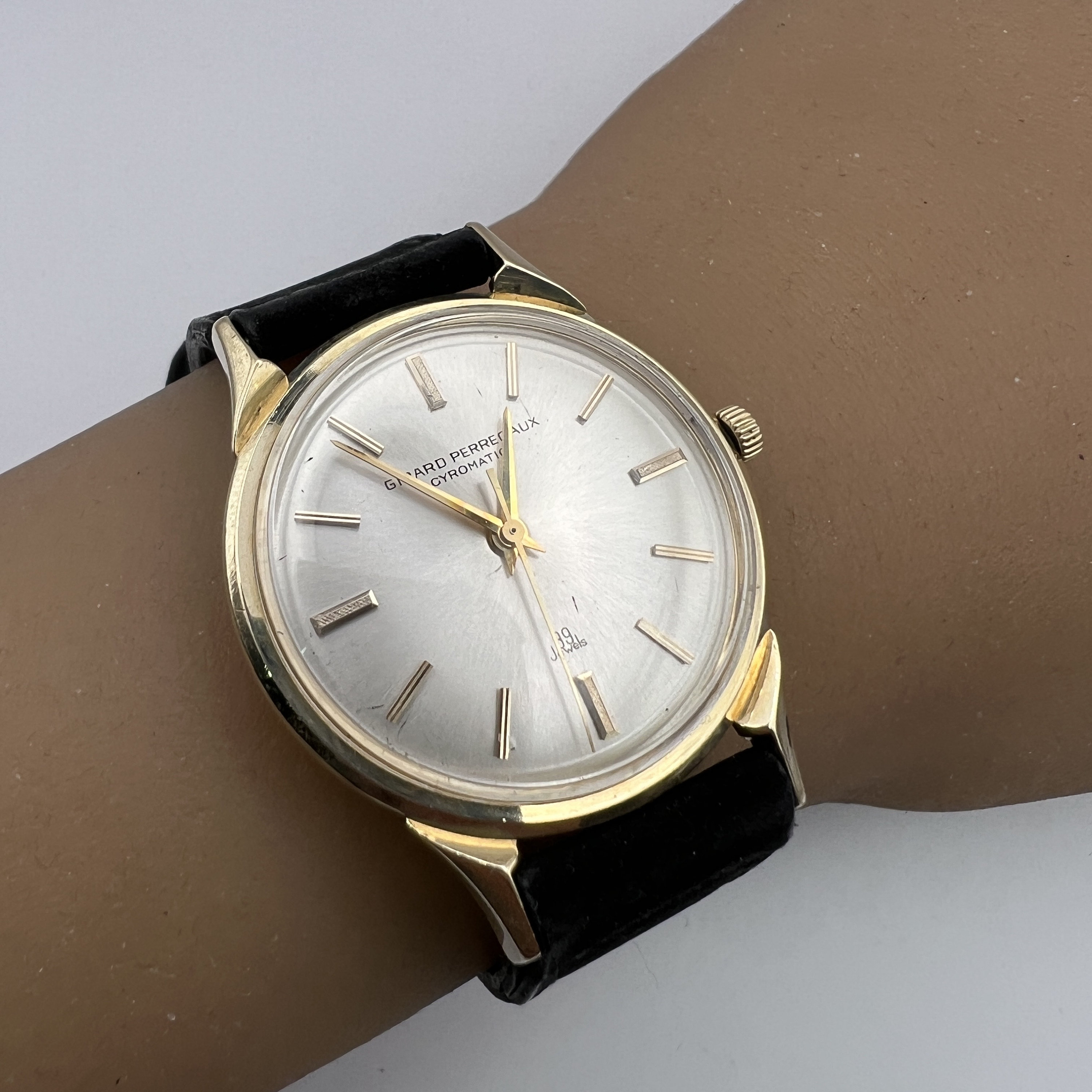 C. 1965 Rare Collectible and Original 14k Gold Mid-century Girard ...