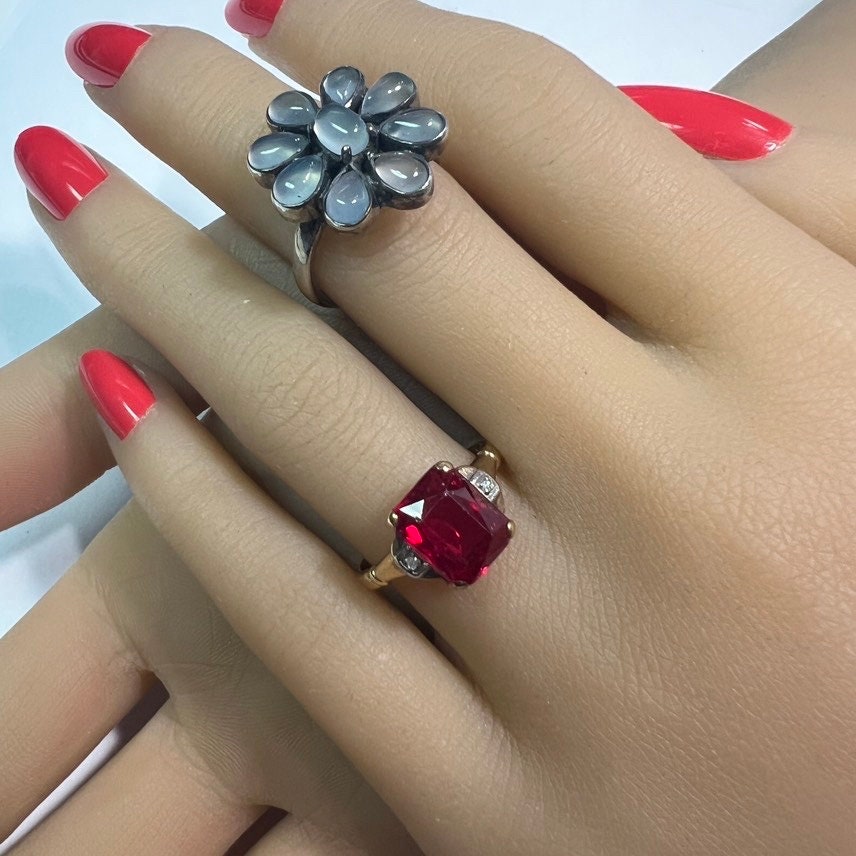 C. 1940 10k Gold Vintage Retro Modern Ring With a Free Gift of a C ...