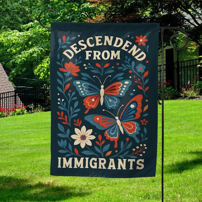 Descended From Immigrants Flag, Immigrants Make America Great Flag ...