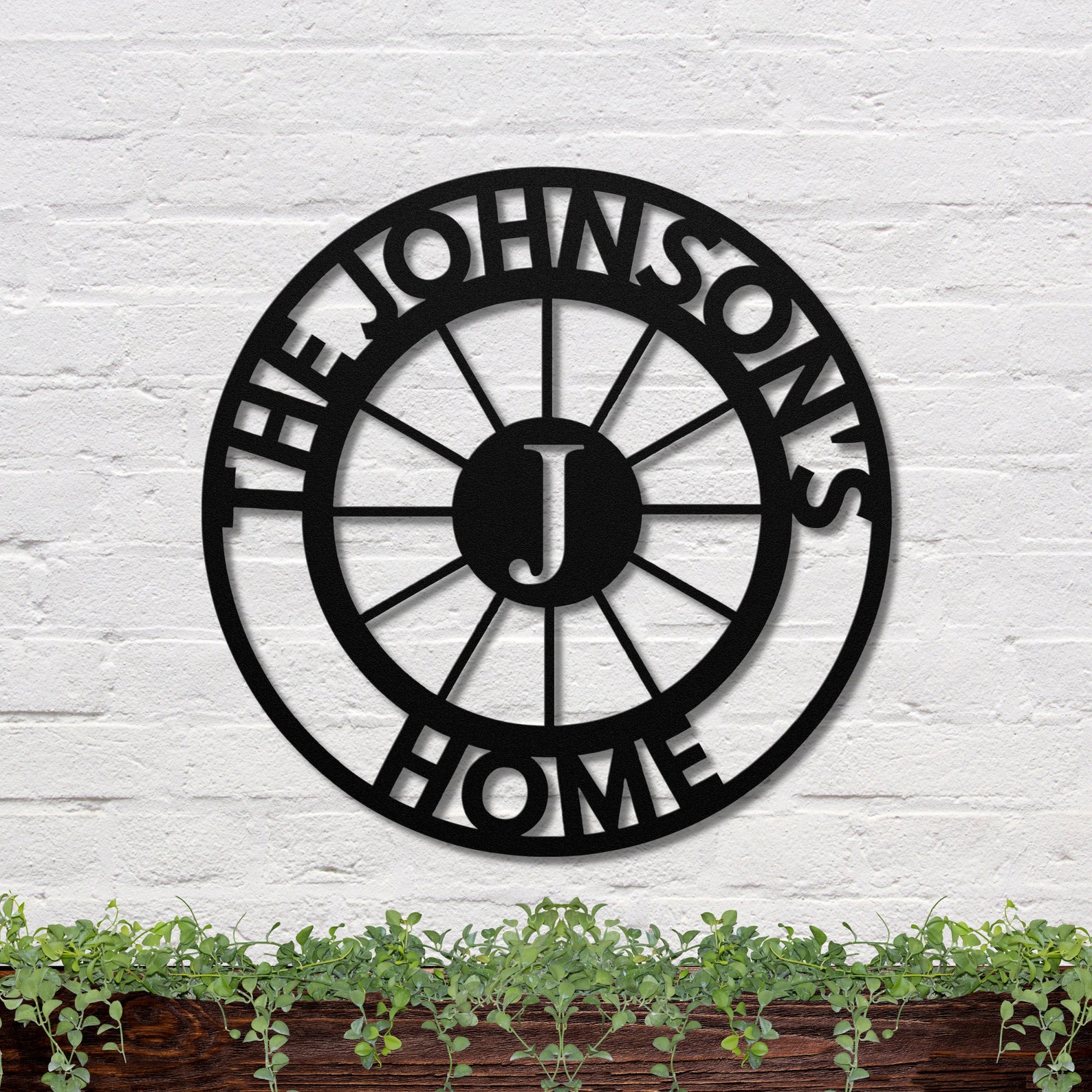 Personalized Wagon Wheel Sign Wagon Wheel Sign Family Name - Etsy