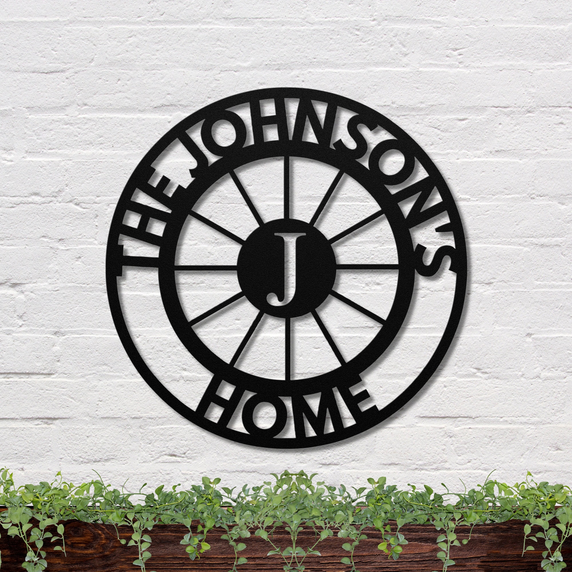 Personalized Wagon Wheel Sign Wagon Wheel Sign Family Name - Etsy
