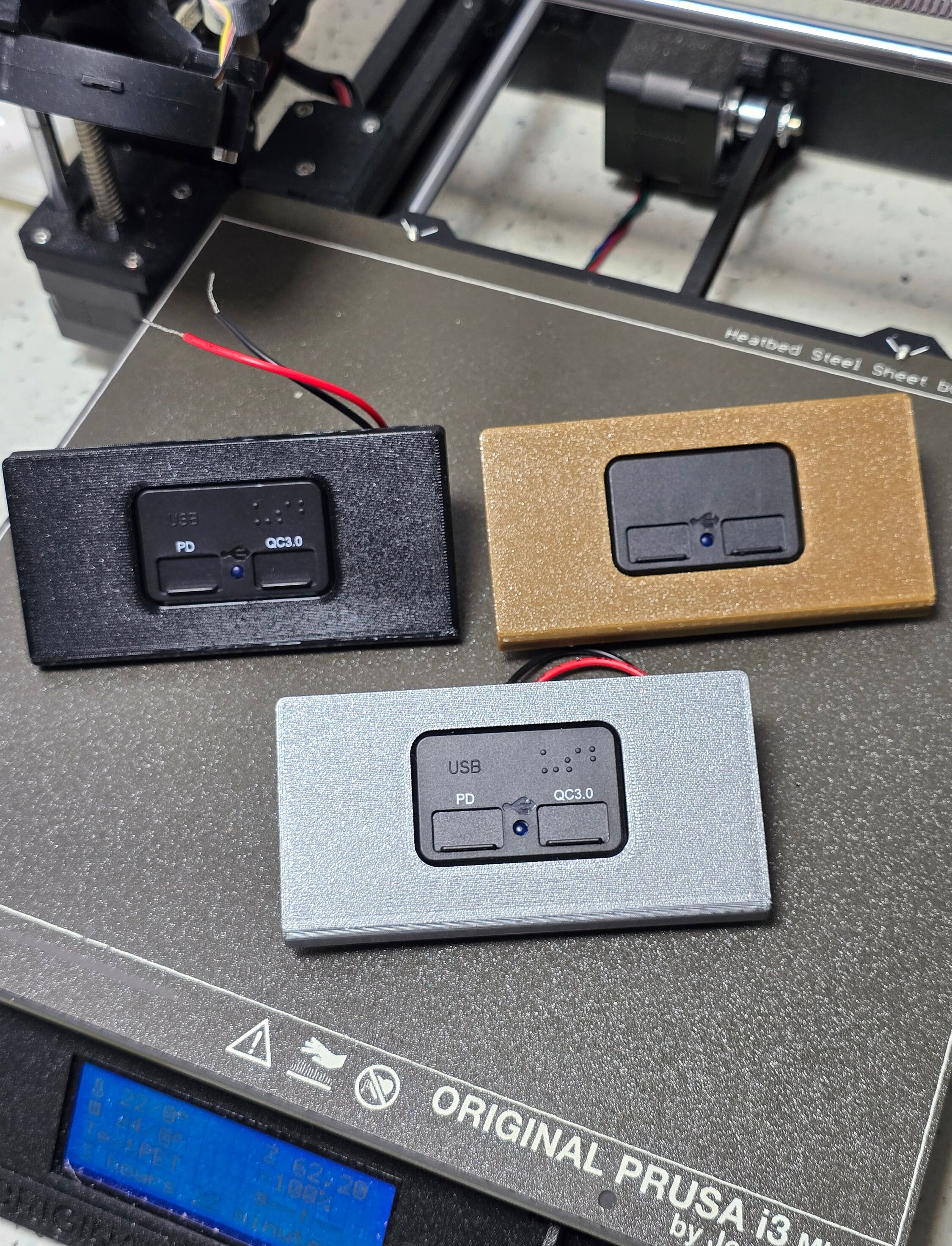 Toyota Land Cruiser 80 Series 2nd Row USB Port Armrest Ashtray ...