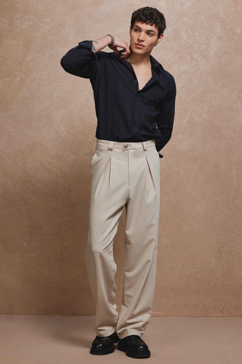 Elegant Black Wide Leg Pants | Retro 70s Flow | Relaxed Fit Statement ...
