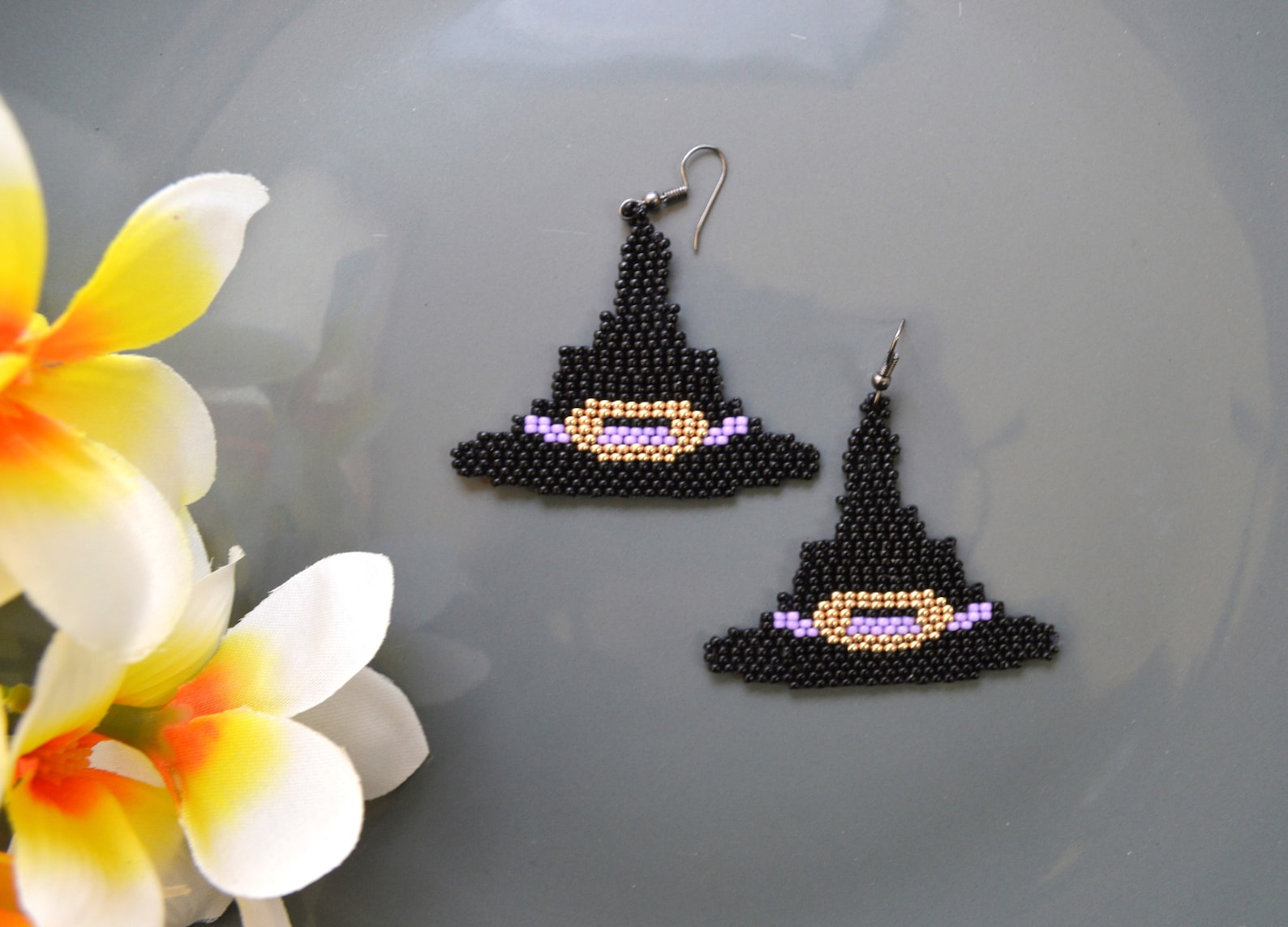 Halloween Beaded Earrings, Witch Hat, Ghost Pumpkin, Spider Dangle ...