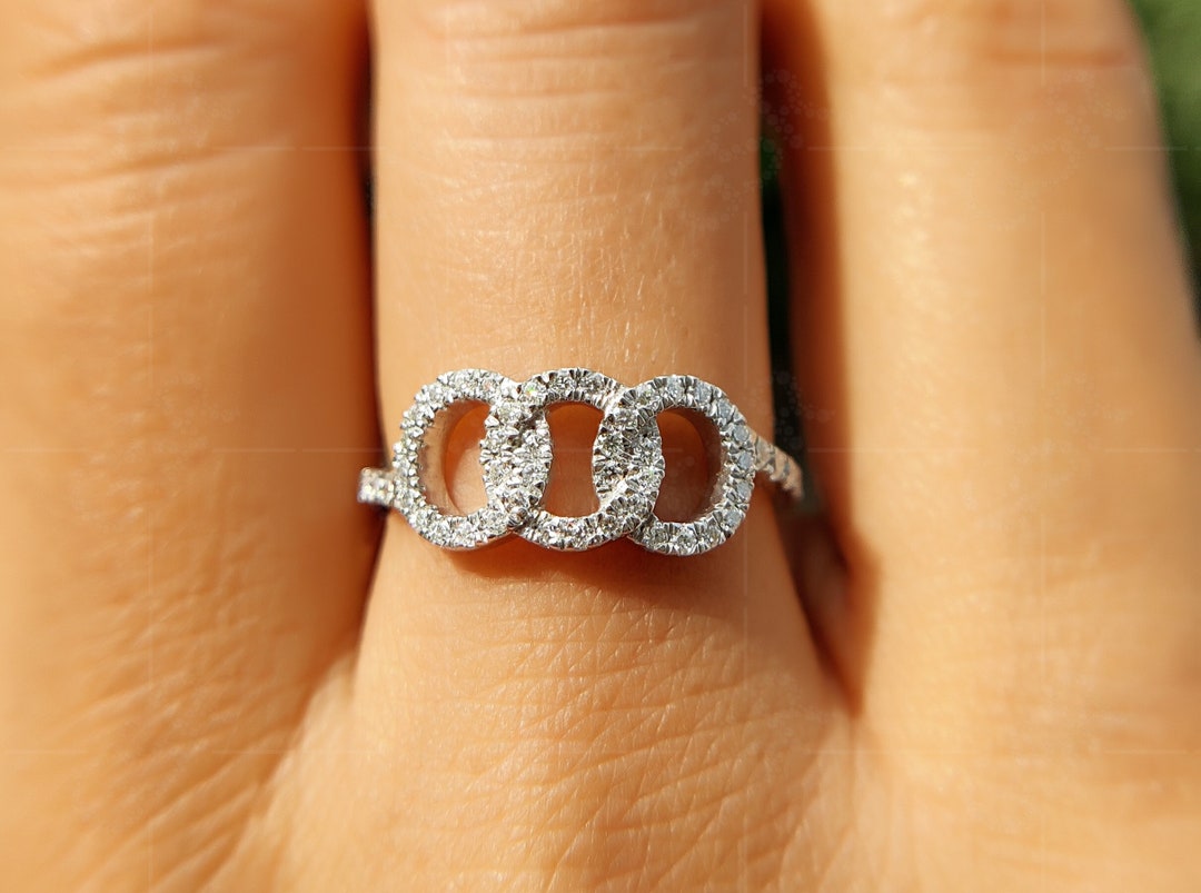 Interlocking Circle Ring / Three Open Circle Ring / Moissanite Linked ...
