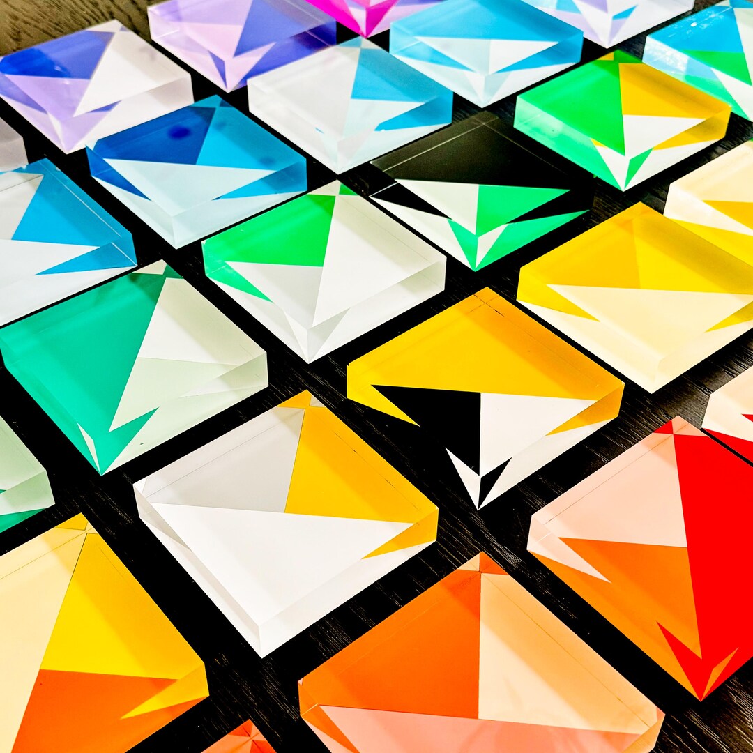 Packs of Acrylic Blocks in Harmonized Vibrant, Neutral or Calm Theme ...