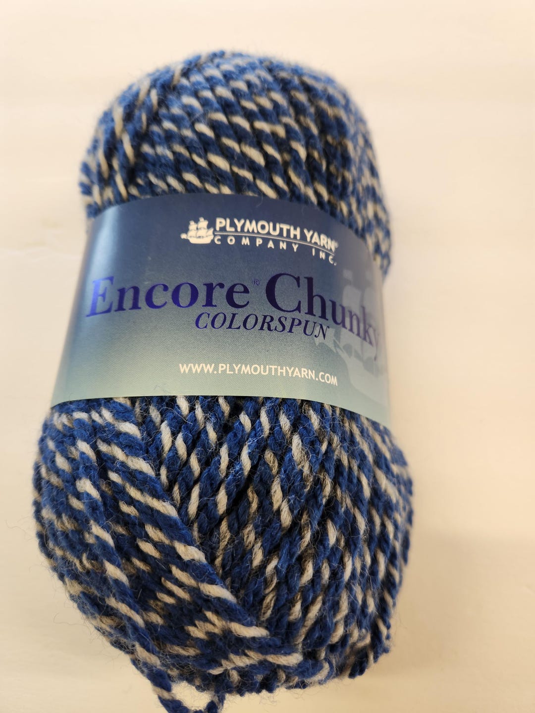 Acrylic Wool Plymouth Encore Chunky Yarn: Variegated Blue White, Bulky ...