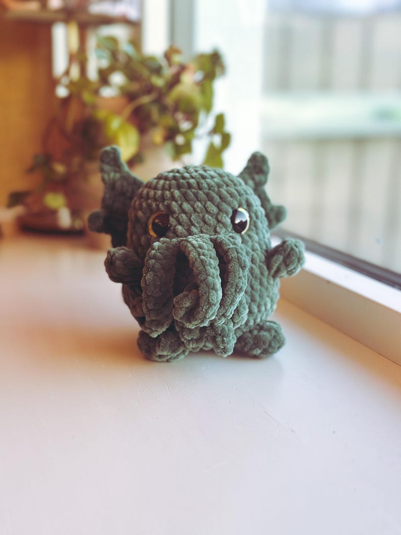 Low Sew Baby Cthulhu Crochet Pattern - Etsy