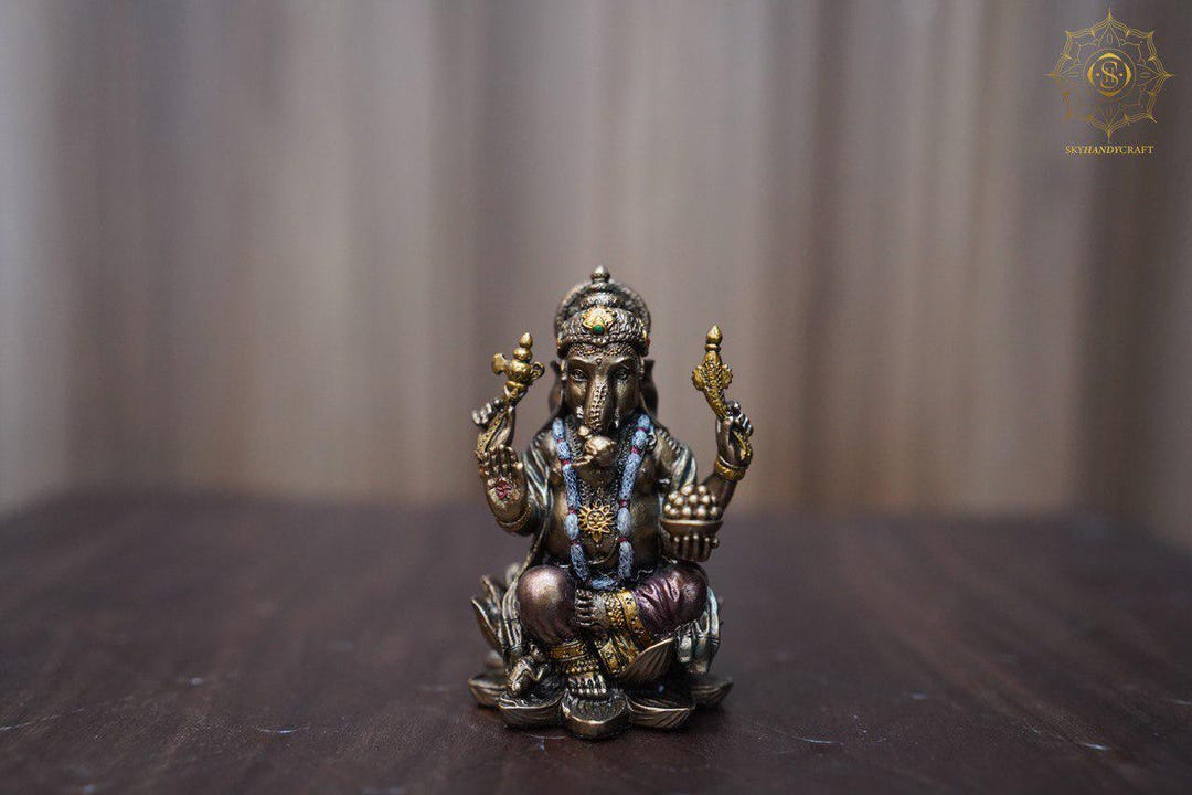 Handcrafted Lord Ganesha Statue for Good Luck & New Beginnings ...