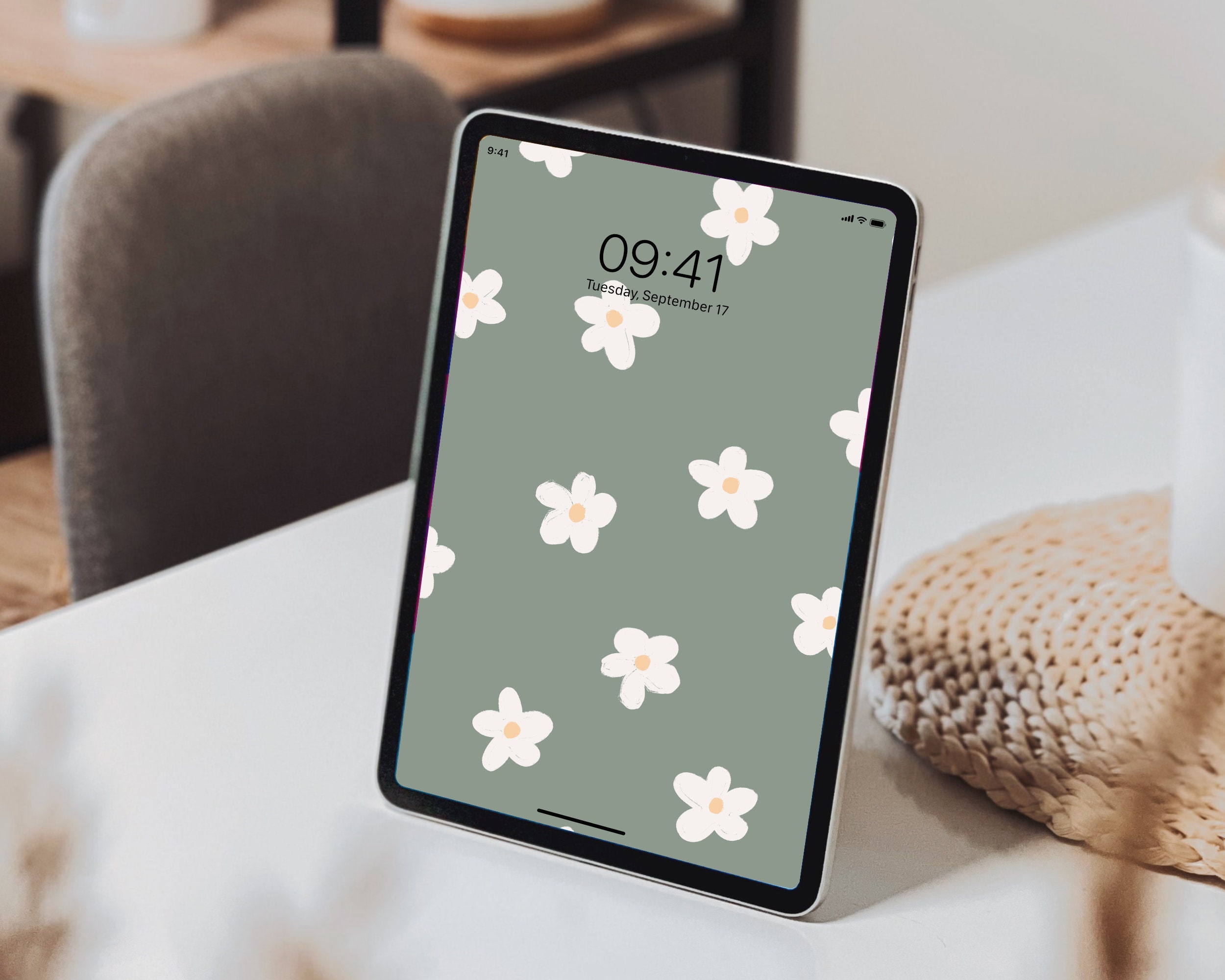 Green Daisy Flower iPad Wallpaper, Green Floral iPad Wallpaper, Boho ...