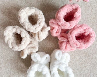 Newborn Baby Booties, Baby Booties, Neutral Baby Gift, Newborn Gift ...