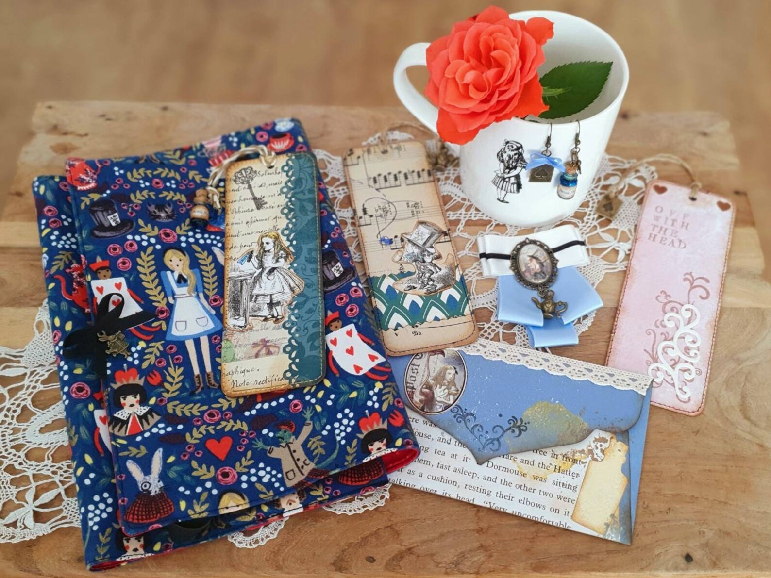 Alice in Wonderland Book Gift Set With Handmade Book Sleeve - Etsy