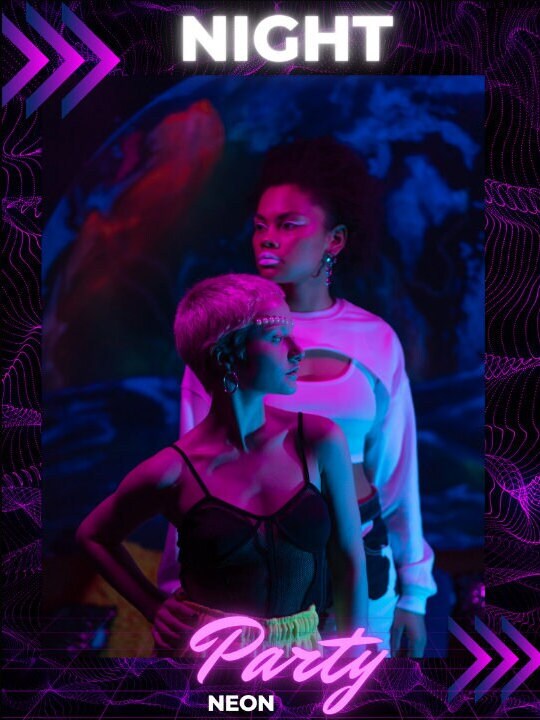 Custom 360 Spinner Booth Overlay Mirror Booth, Salsa Booth Video ...