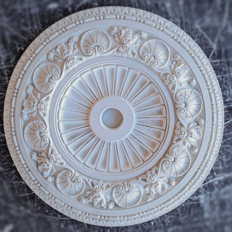 Peter Griffin Medallion - Etsy