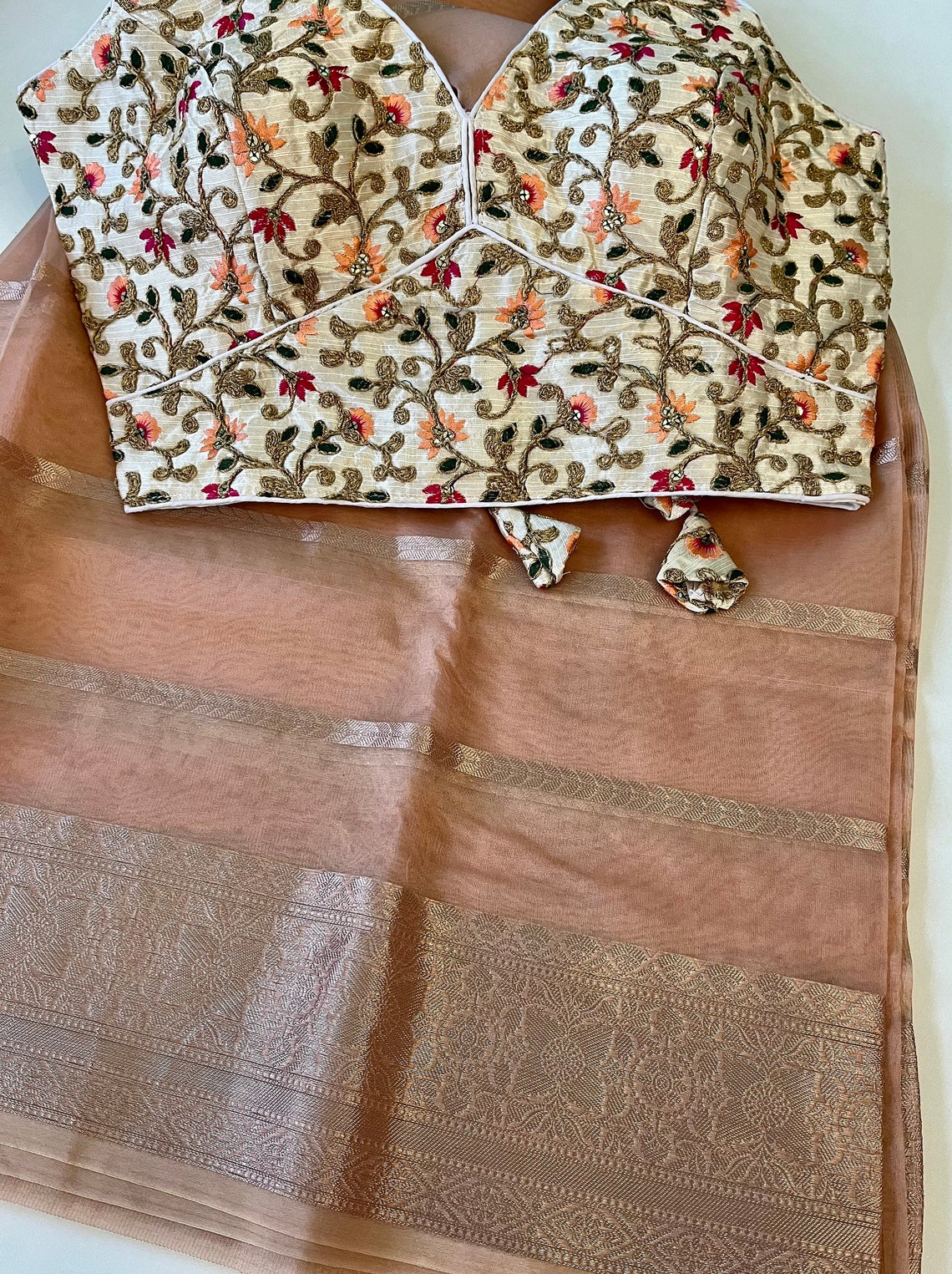 Light Peach Banarasi Semi Organza Silk Saree With Muted Antique Gold ...