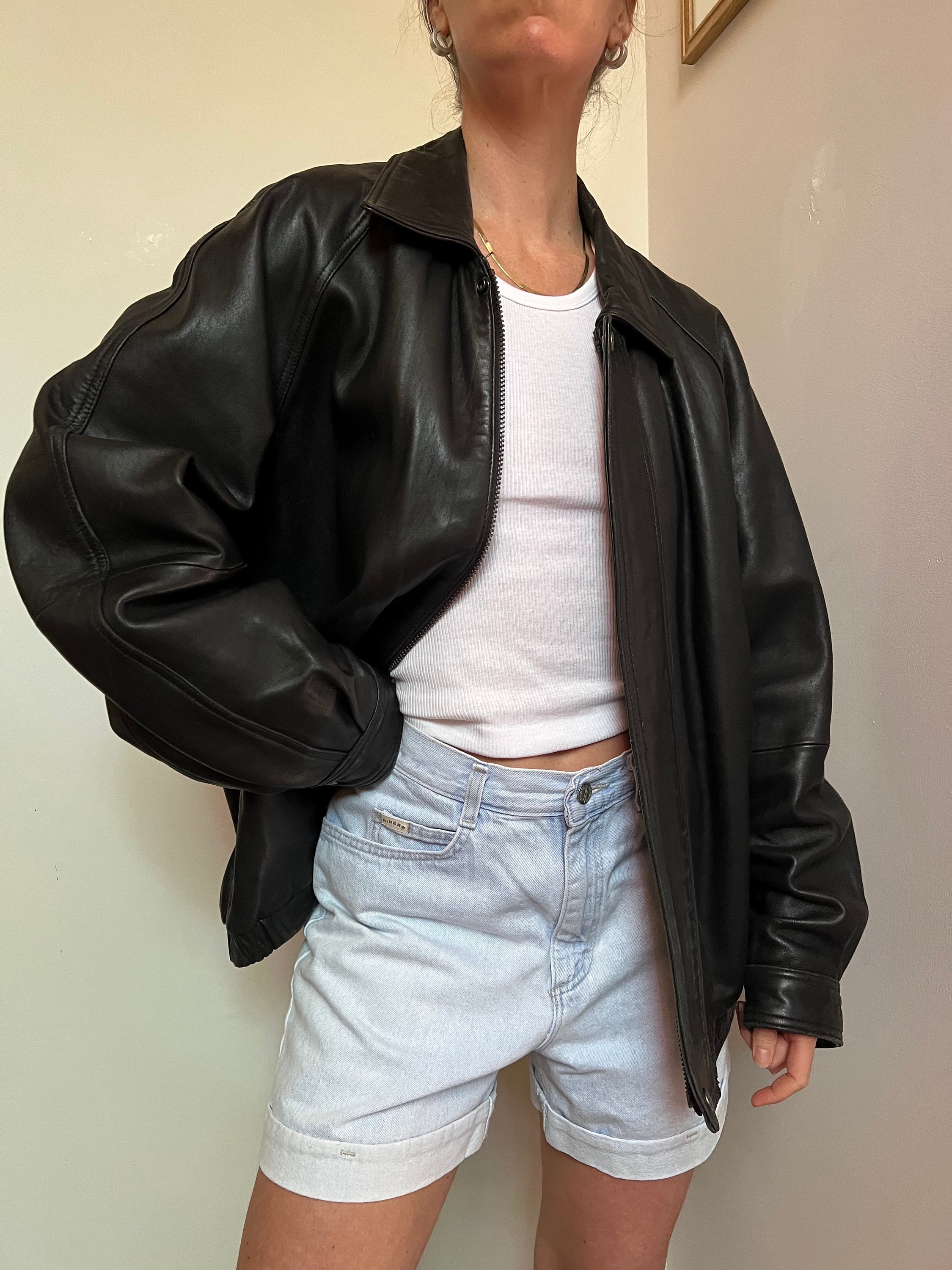 Vtg Claiborne Lambskin Leather Bomber Jacket, Vintage Black Vtg Claiborne Lambskin Leather Bomber Jacket, Vintage Black