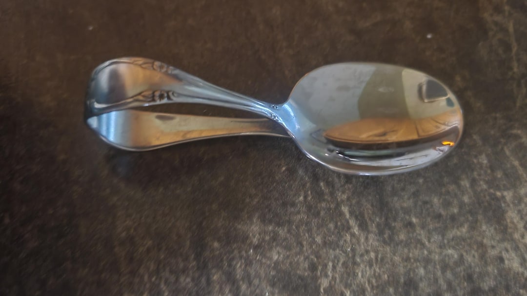 Chateau by Oneida Craft Deluxe. Stainless Baby Spoon With Curved Handle ...
