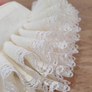 Elizabethan Tudor Neck Ruff in Pure Cotton With Lace Edging - Etsy
