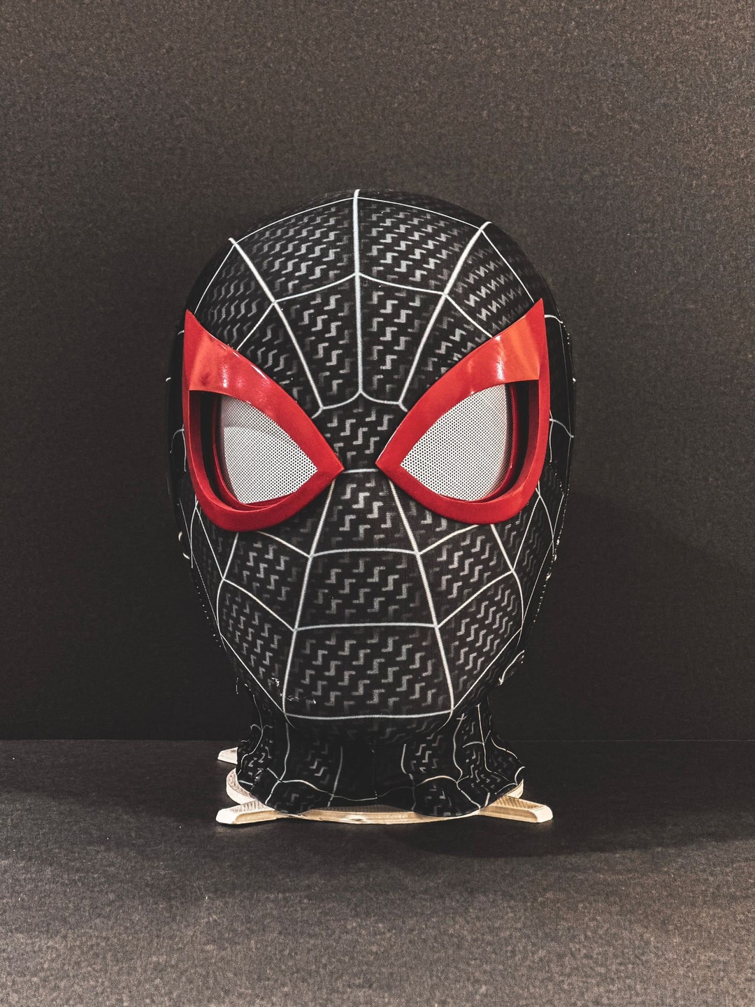 Miles Morales Spiderman Mask With Individually Controlled Mechanical ...