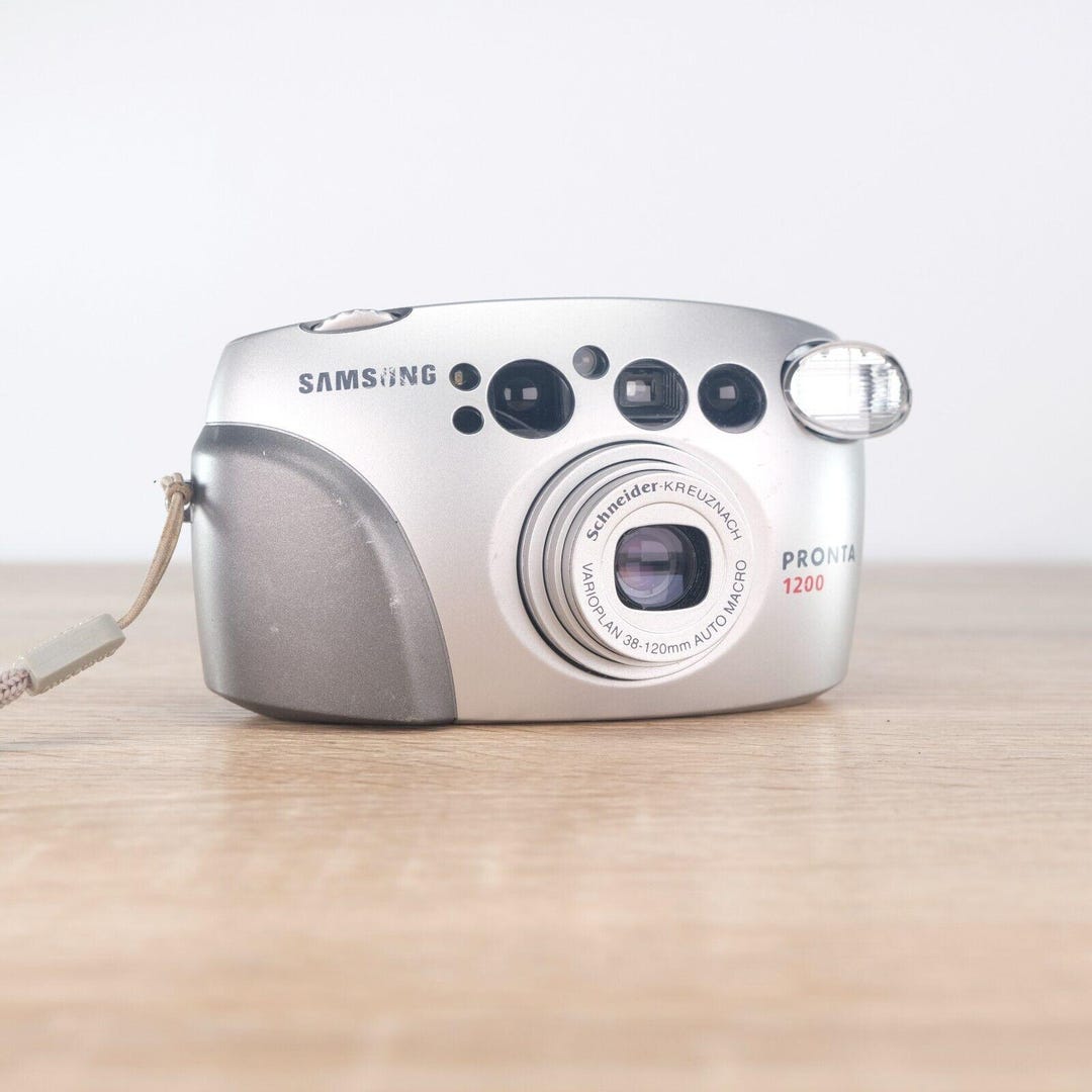 Beginner 35mm Point&shoot Samsung Pronta 1200 Compact Film Camera ...