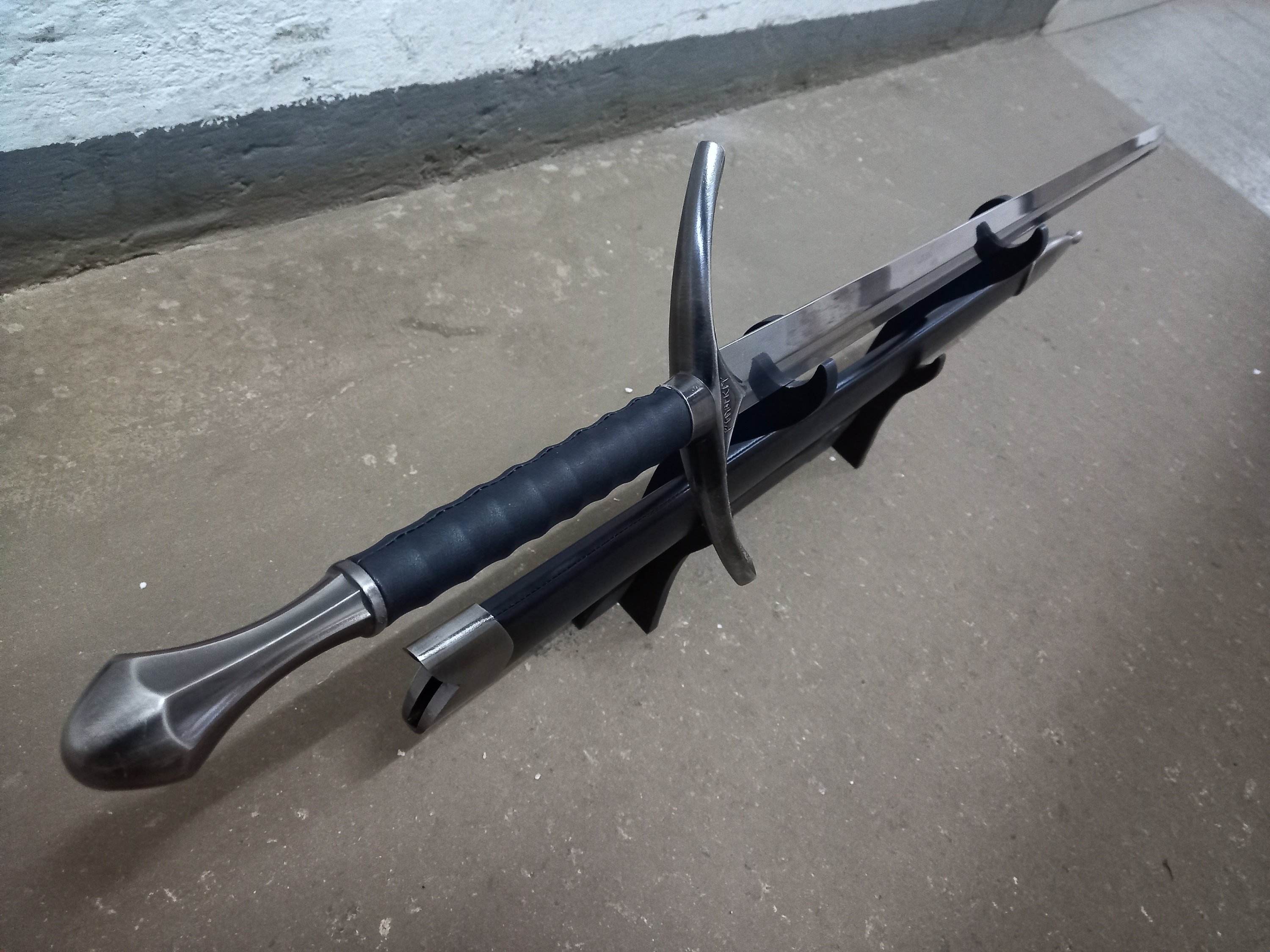 The Lord of the Rings Witch King Sword A Design for Cosplay - Etsy
