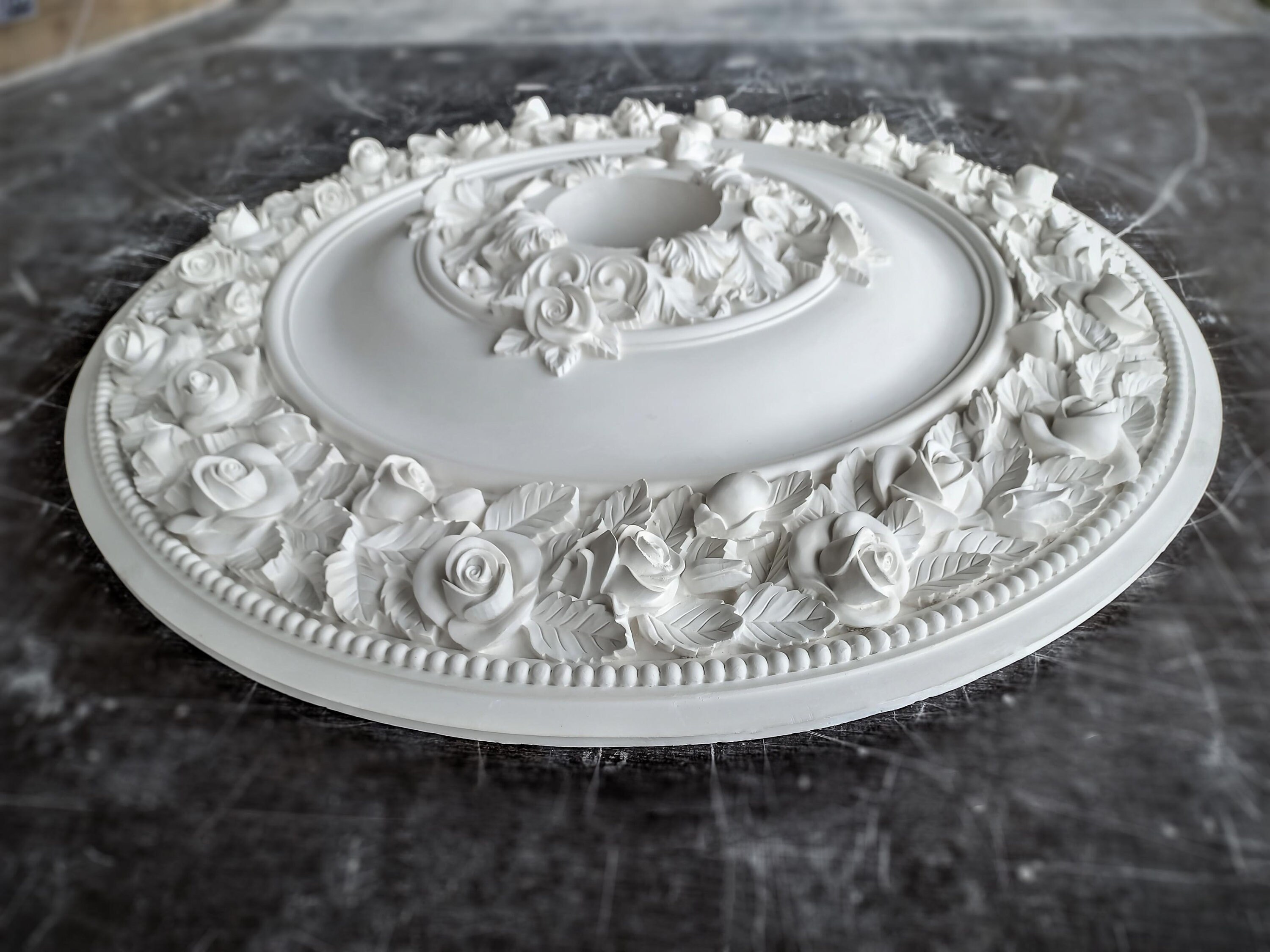70 Cm Plaster Rosette for Chandeliers and Elegant Ceiling Decorations ...