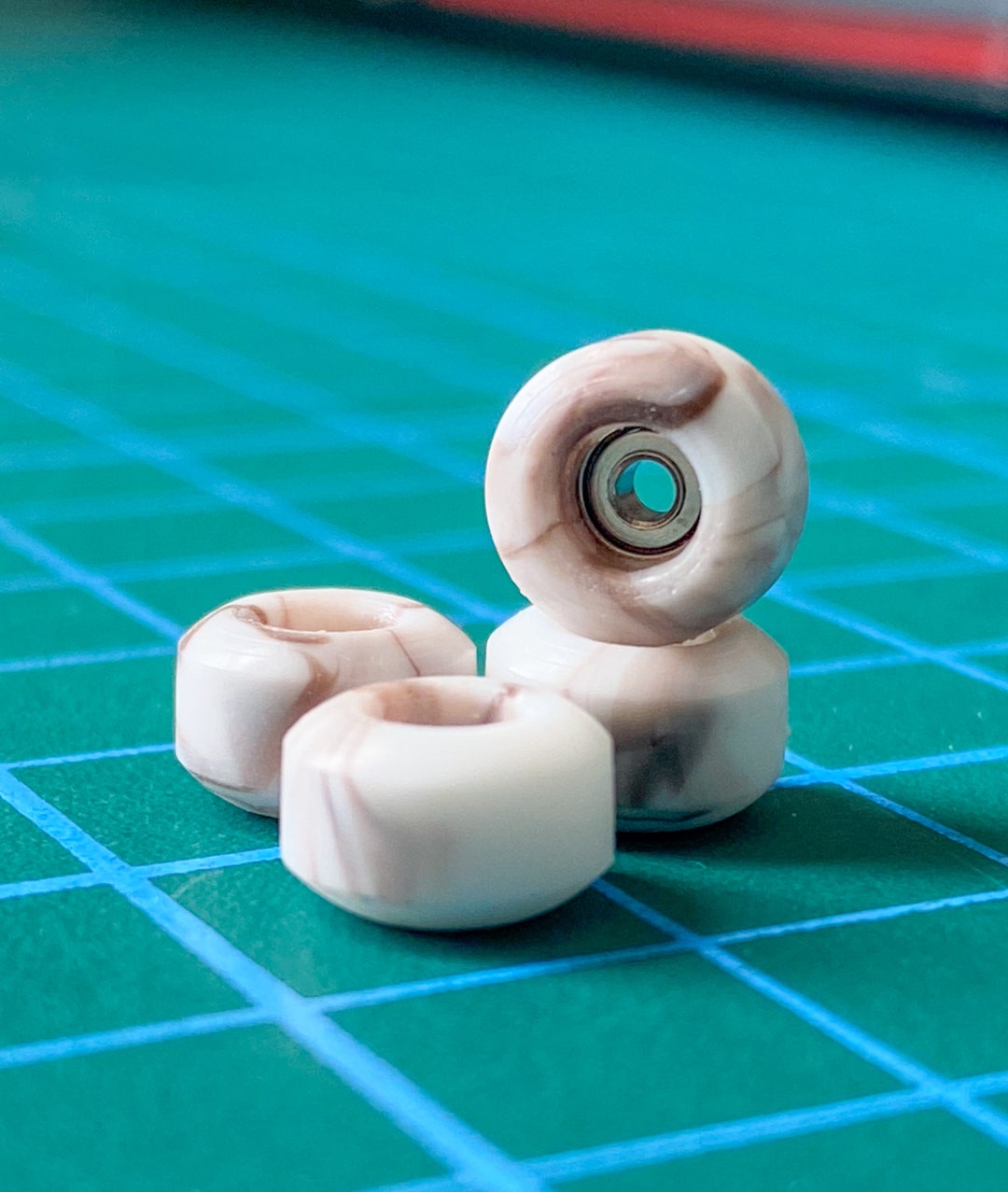 Elastico Fingerboard White/black Swirl Urethane Wheels - Etsy