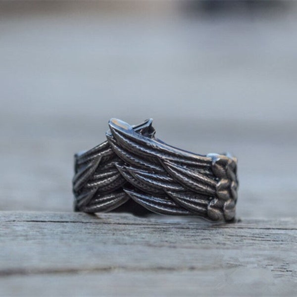 Raven Wedding Ring - Etsy