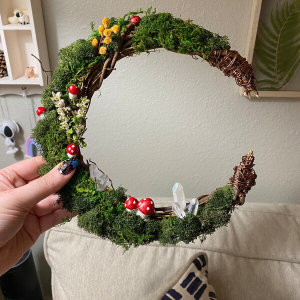 Moon Wreath - Etsy