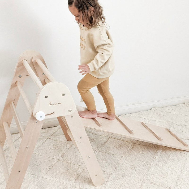 Pickler Triangle - Etsy