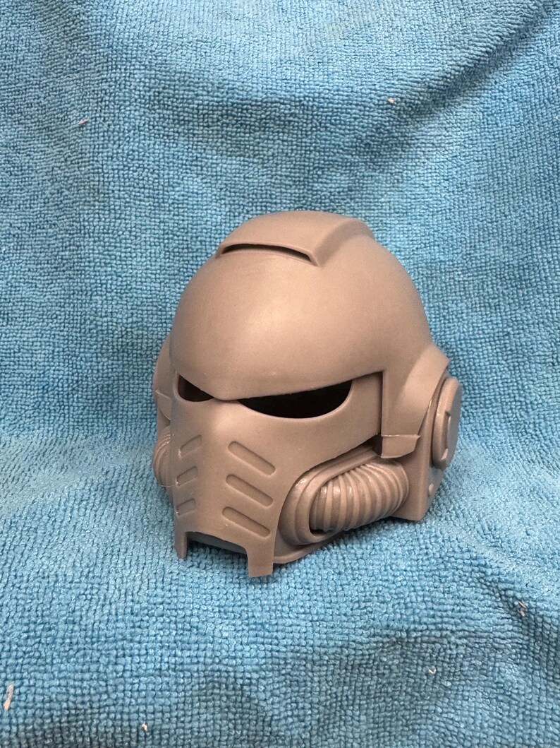 Space Marine Mini Desk Helmet and Stand - Etsy