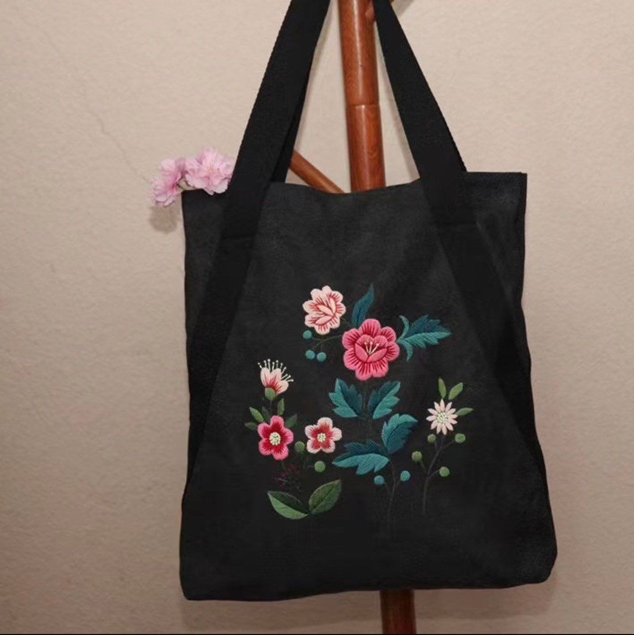 DIY White Embroidery Canvas Tote Bag Kit Fashionable Tote Bag - Etsy