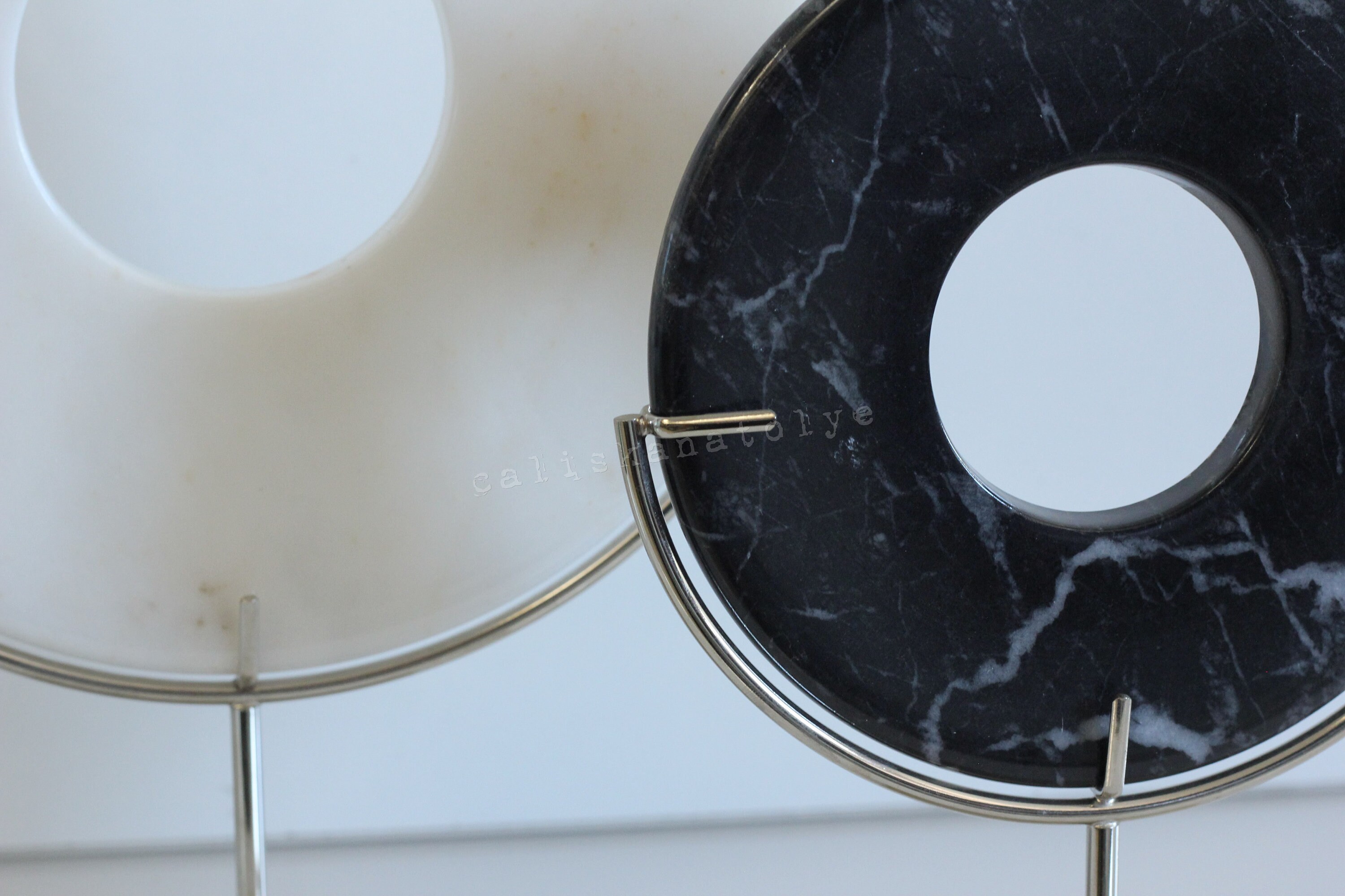 Marble Disc With Silver Metal Stand, Modern Home Decor, Living Room ...