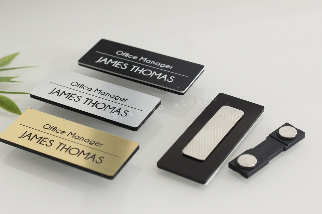 Customized Engraved Name Badges,personalized Name Tags, Staff Badges ...