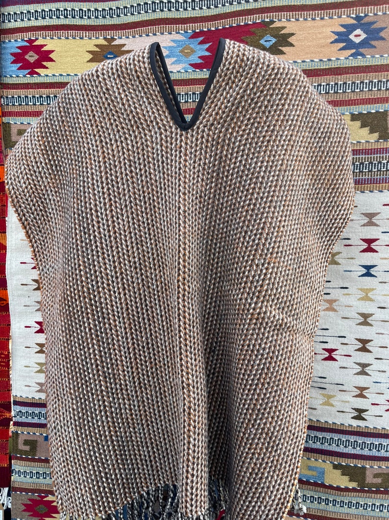 Authentic Mexican Poncho, 100% Wool, Handwoven in Oaxaca, México. - Etsy