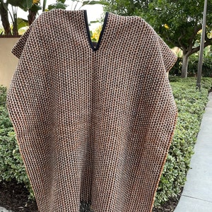Authentic Mexican Poncho, 100% Wool, Handwoven in Oaxaca, México. - Etsy