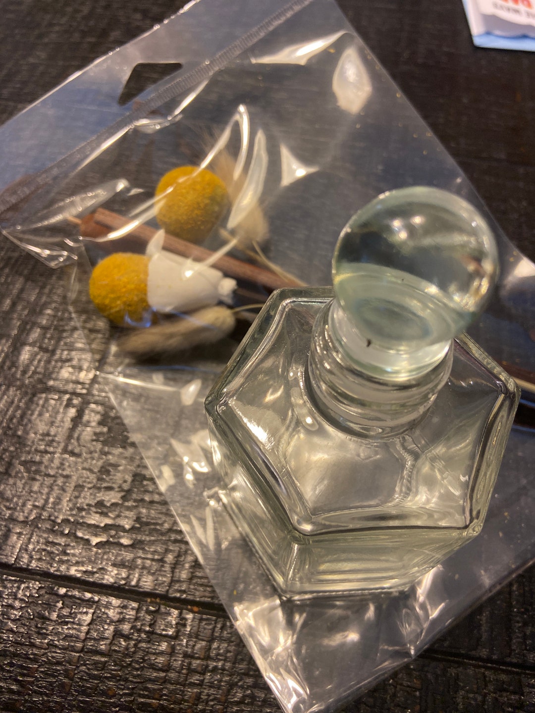 Clear Glass Oil Diffuser With Dried Flower Reeds - Etsy