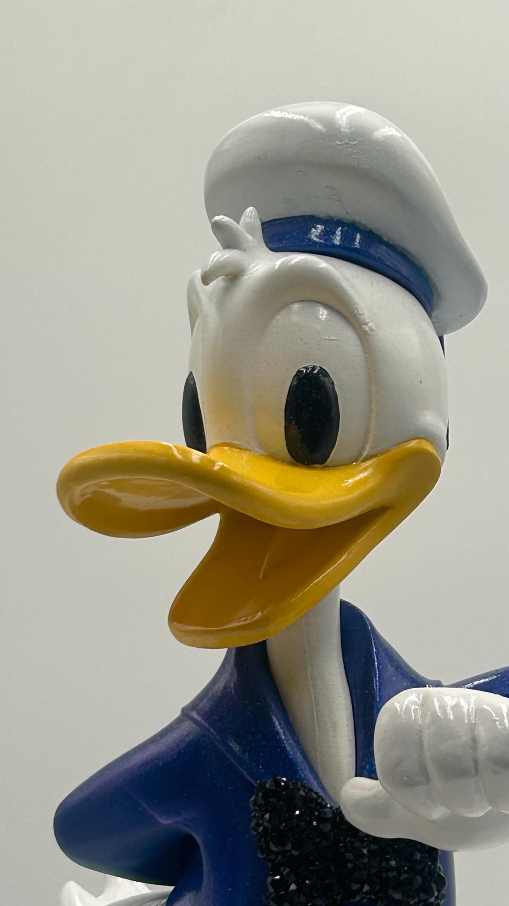 Donald Duck Statue blue & White - Etsy