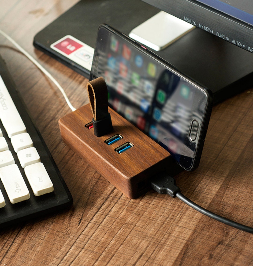 Wooden USB 3.0 4 Port Hub USB Charging Stand Phone Stand With 4 USB ...