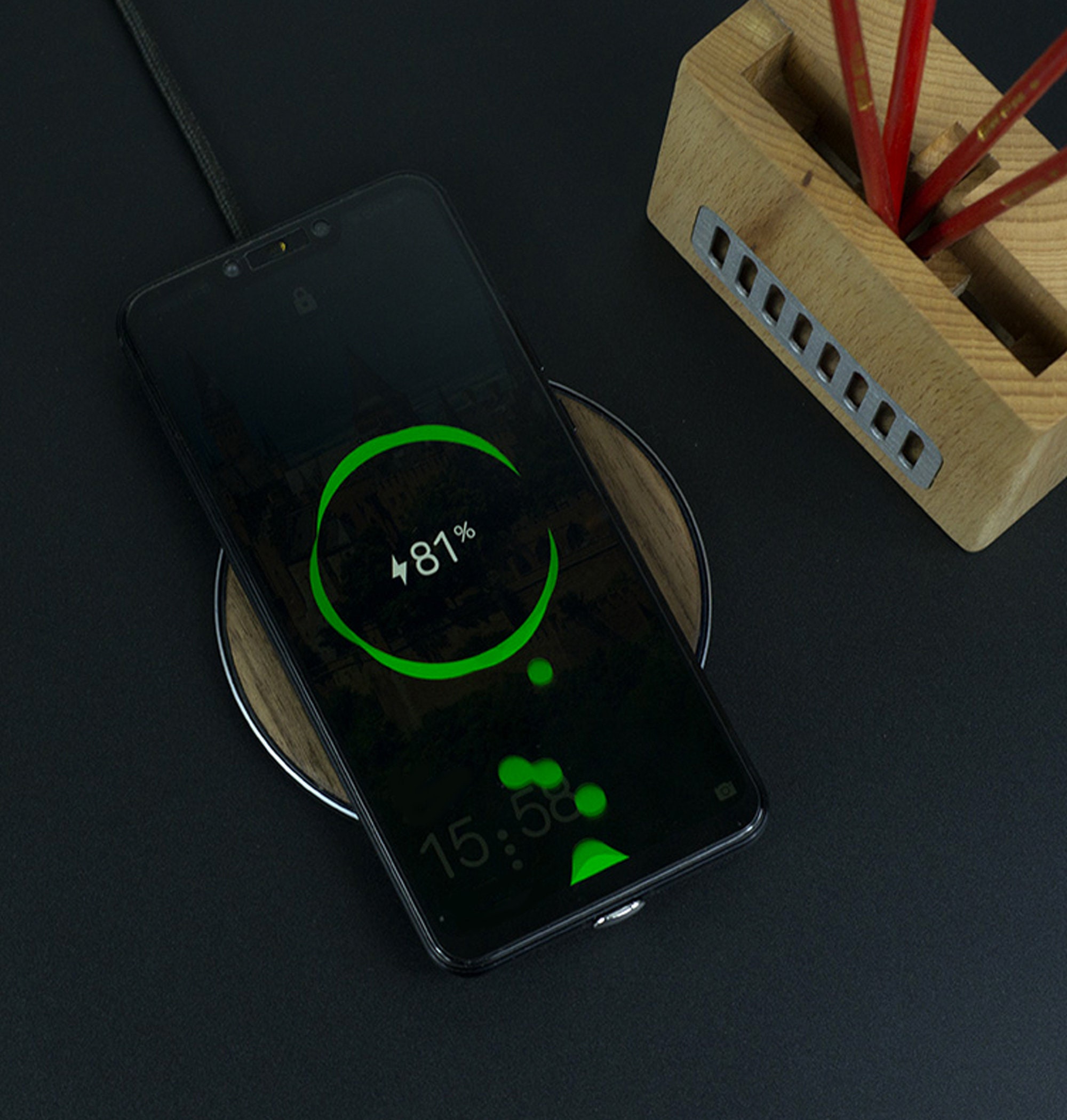 Round Charging Station for Multiple Devices iPhone Charging Station ...