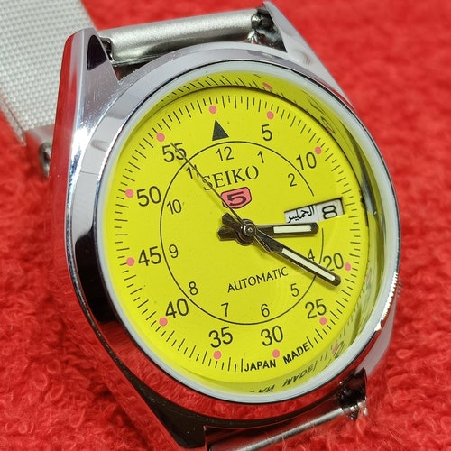 Vintage Seiko 5 Automatic Blue Face Watch. - Etsy